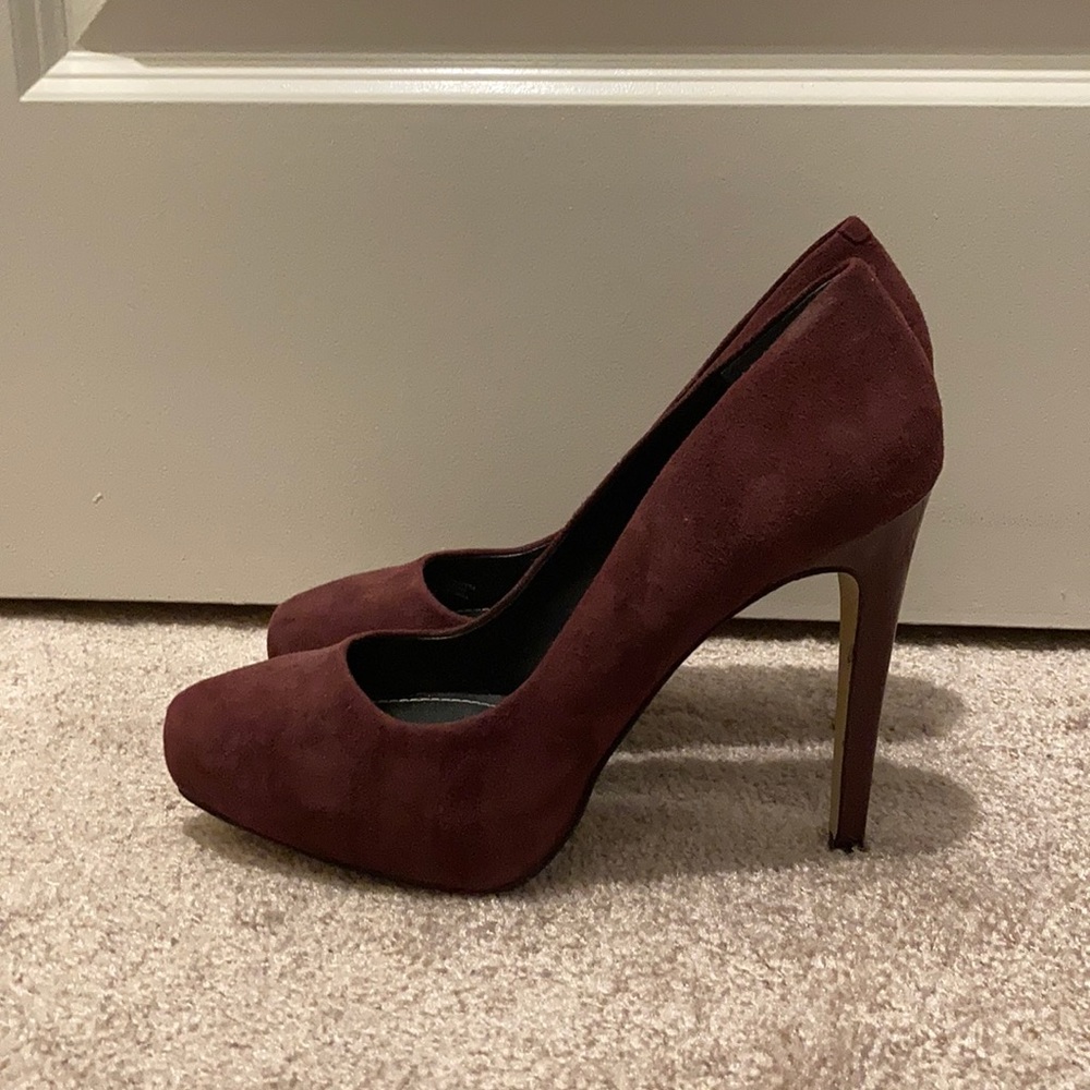Fabulous Deep Plum Charles David Heels - Gem
